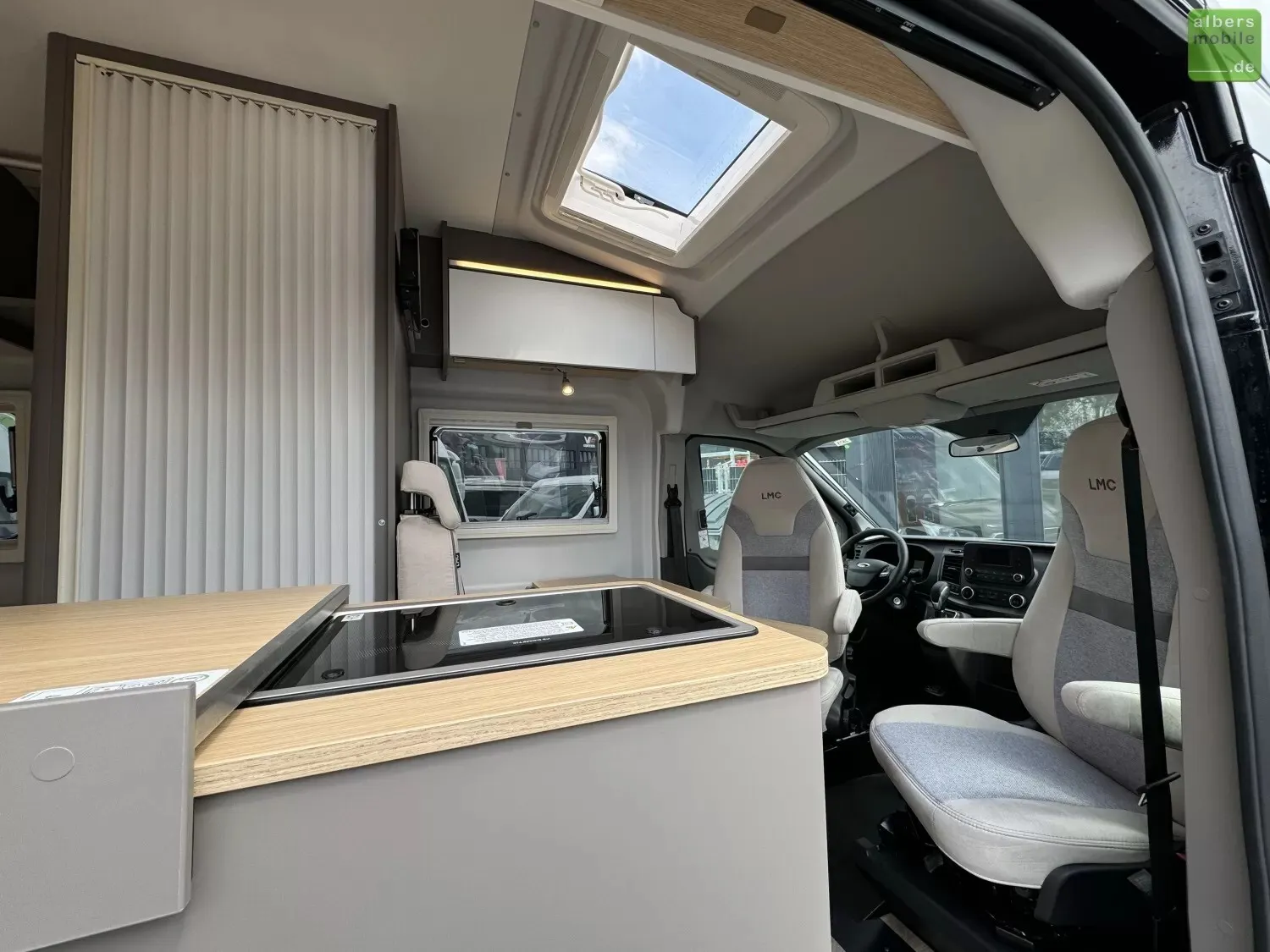 LMC Innovan 592 Reisemobil-Campervan kaufen